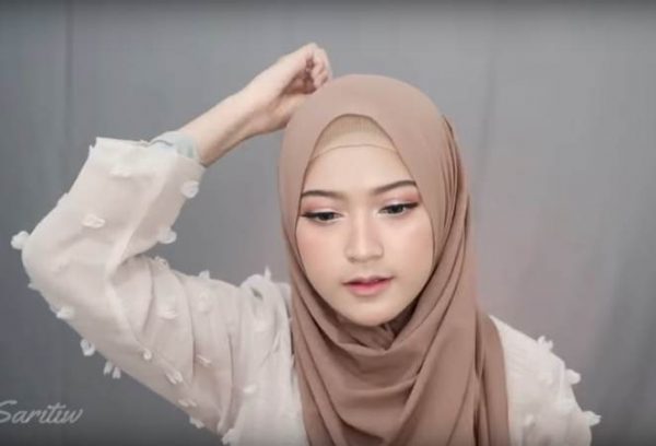 4 Style Tutorial Hijab Pashmina Simple
